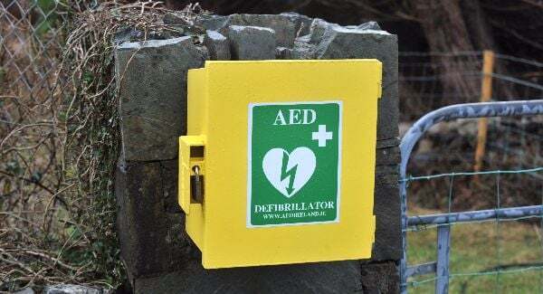 Warning as labels on some defibrillator pads display incorrect expiry ...