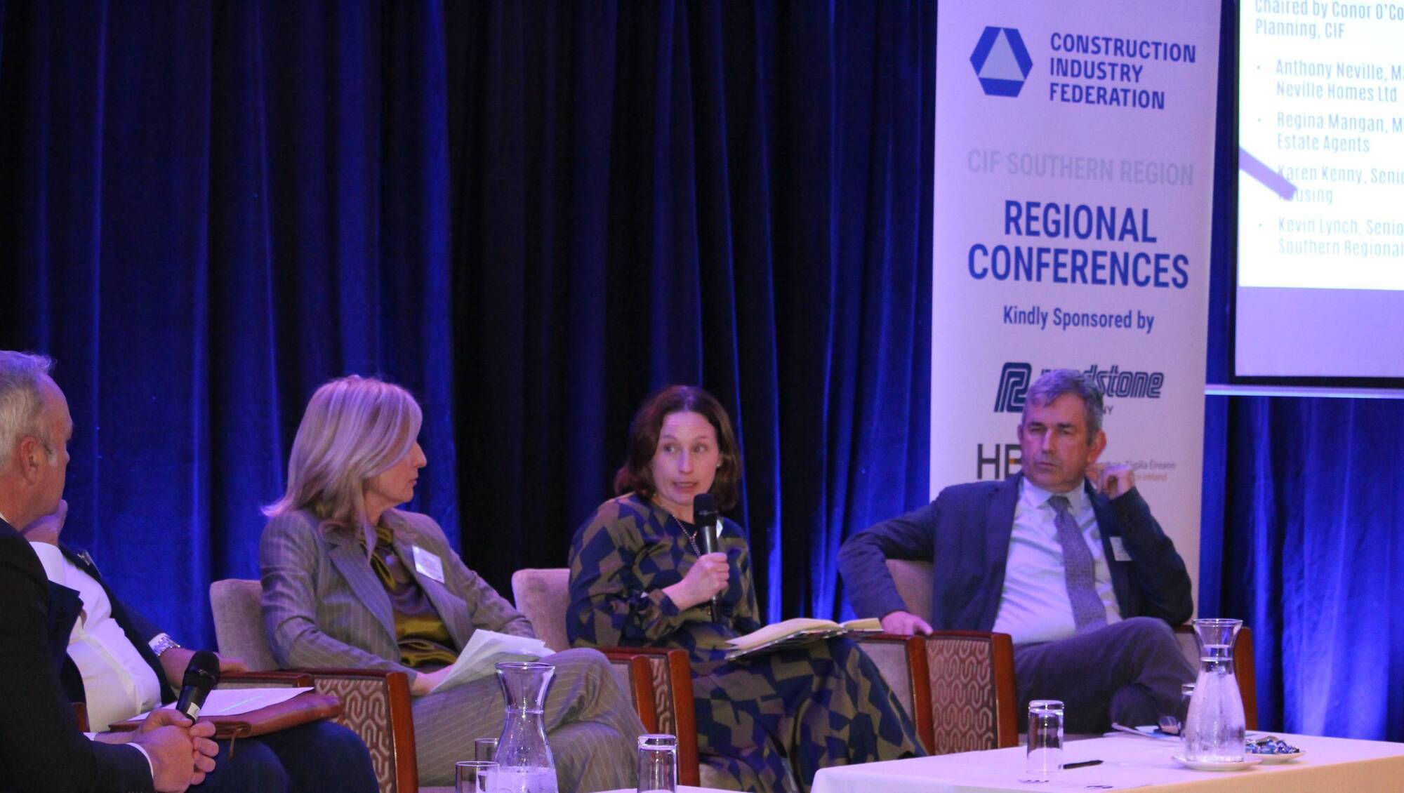 Construction industry meets government officials at CIF conference ...