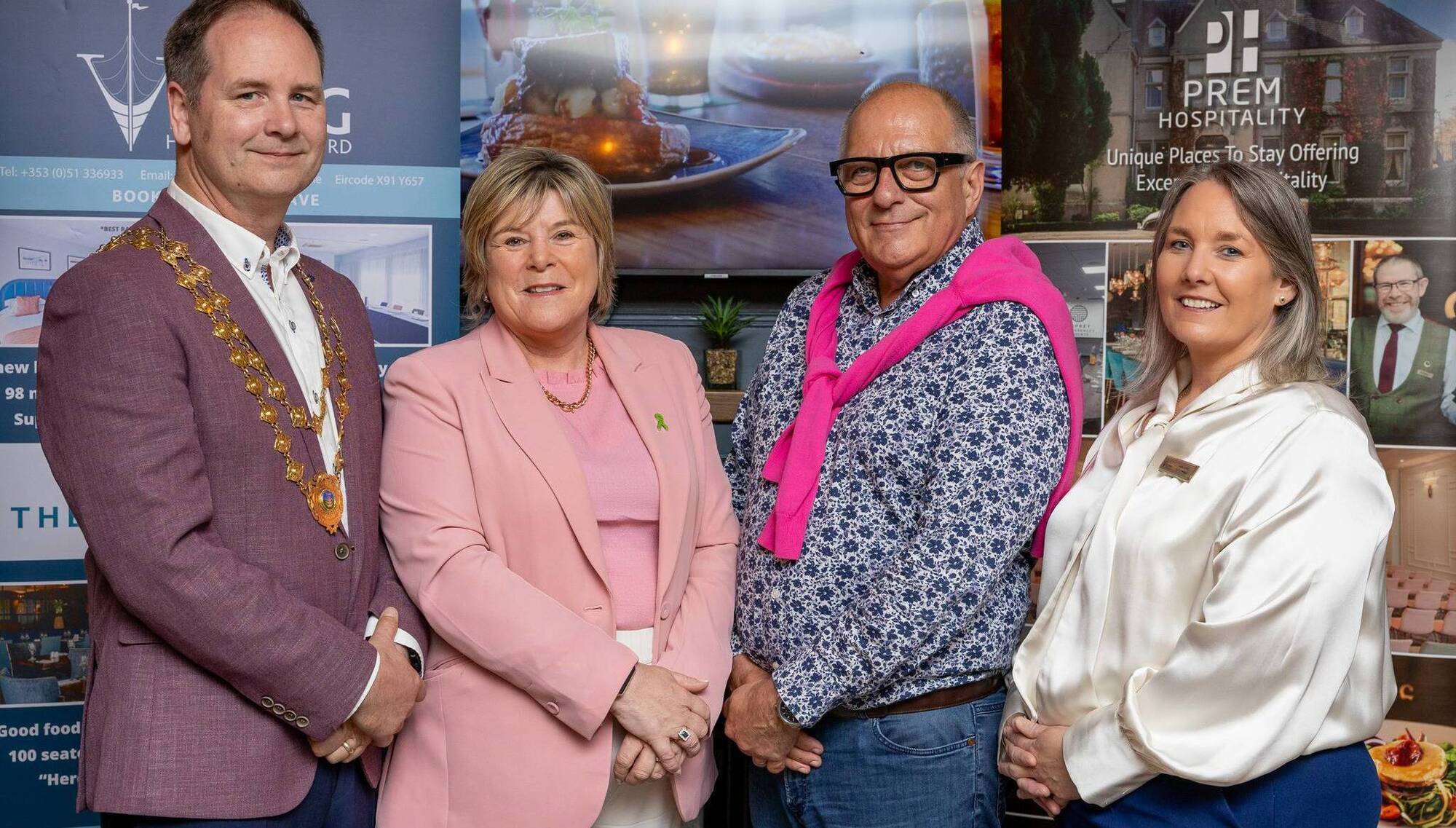 Barbiexbby55 xxx pubes are a neatly trimmed small triangle.