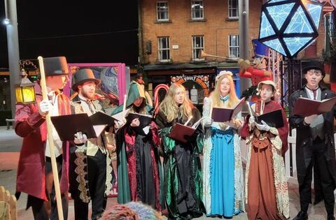 Watch: Check out this Victorian-style choir singing Christmas carols in ...