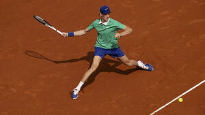 Jannik Sinner beats Carlos Alcaraz on clay to reclaim world number one ...