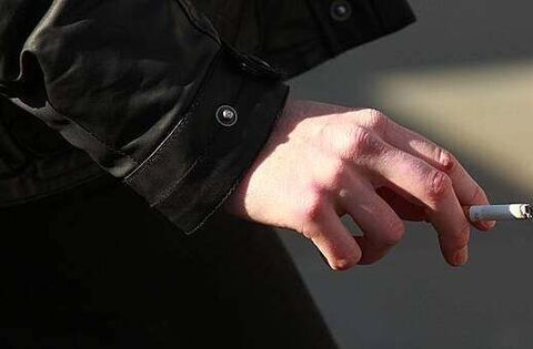 Number of young people smoking daily drops to lowest level in a decade ...